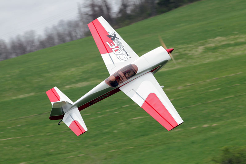 Hangar 9 35% Extra 300 ARF - Fly RC Magazine