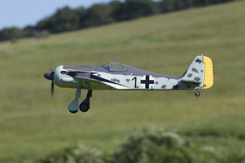 FlyZone Focke-Wulf Fw 190 Select Scale Tx-R - Fly RC Magazine