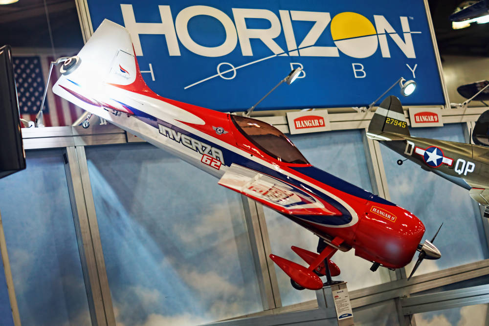 Hangar 9 Inverza 62 ARF