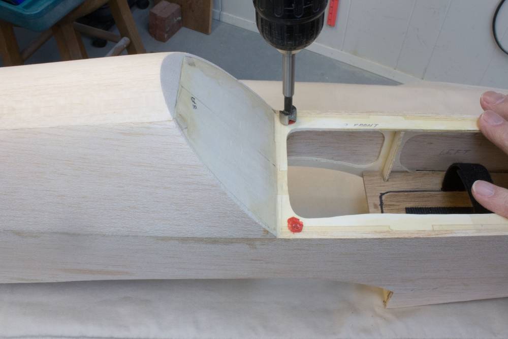 RC KITS: The Great Planes Ultra Sport 60 ... Finishing The Hatch Cover ...