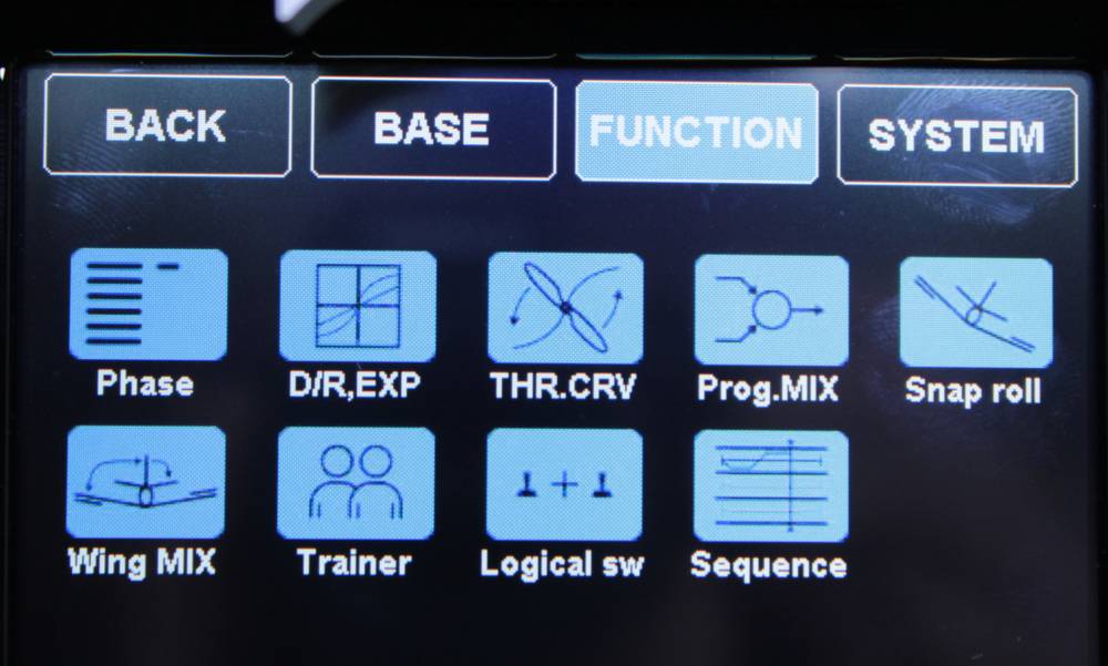 Graupner MZ-24 Pro Radio System: Top Of The Line At A Basement Price ...